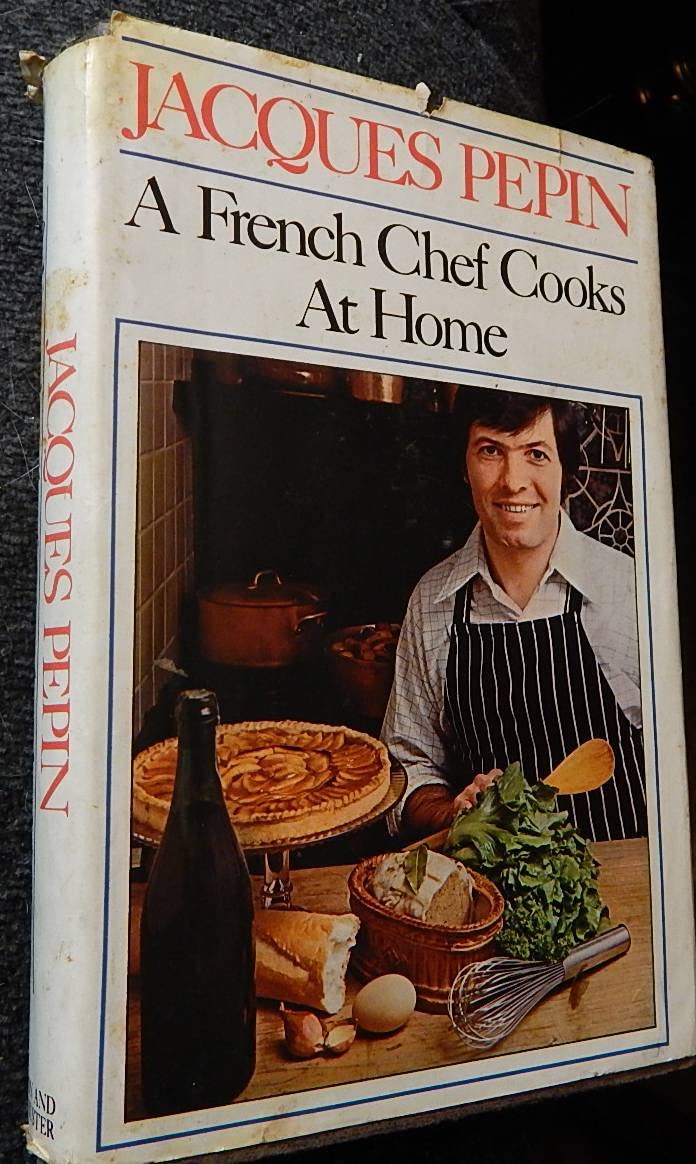 A French Chef Cooks at Home: Jacques pepin: 9780671219468: Amazon.com ...