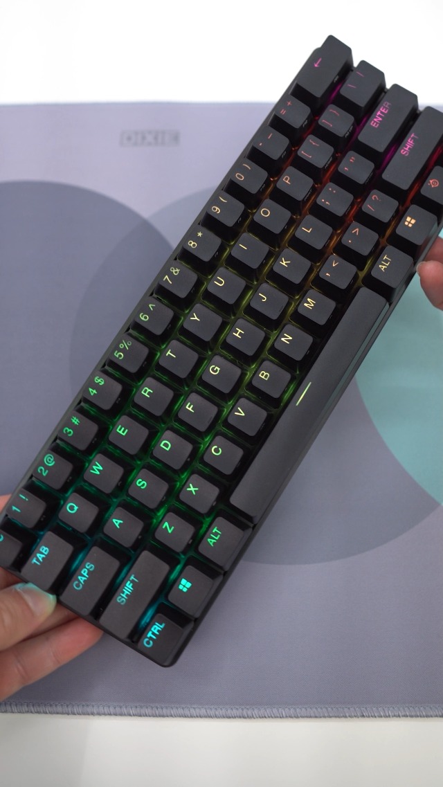 Watch SteelSeries Apex Pro Mini Wireless Gaming Keyboard on Amazon Live