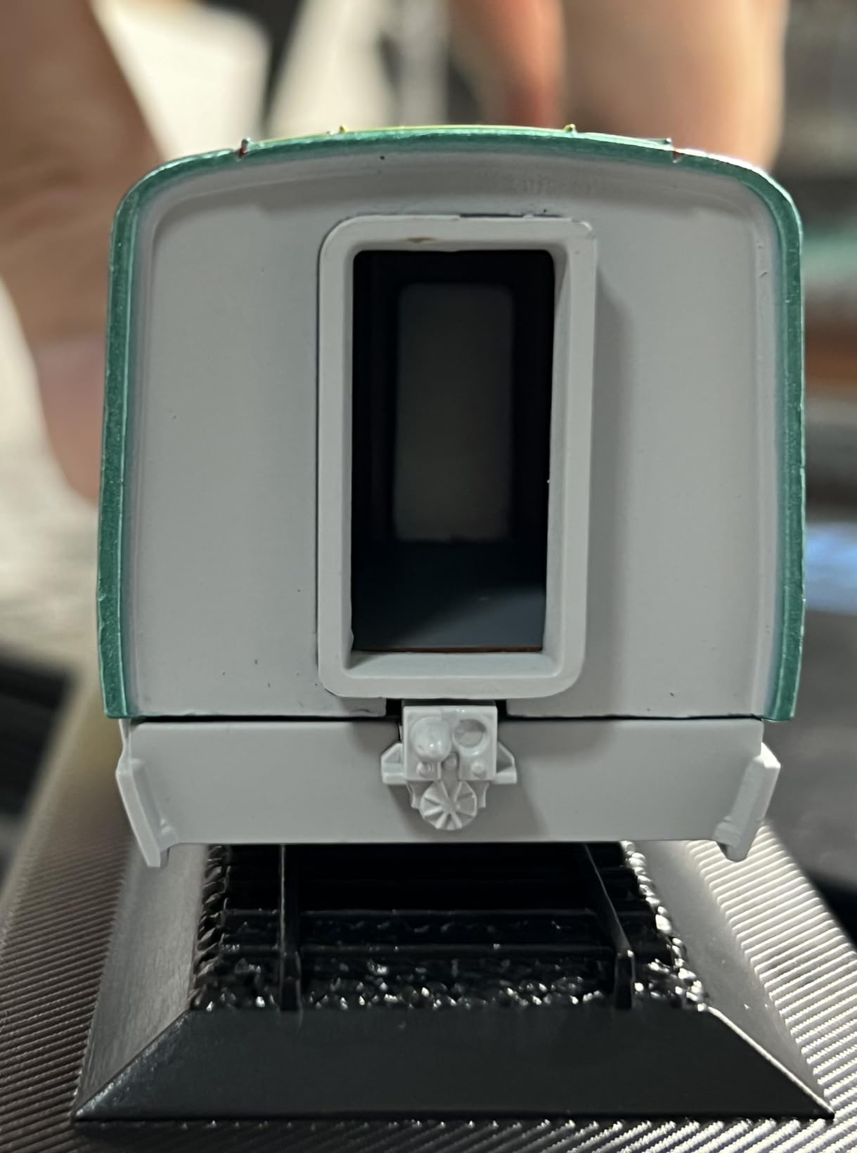 鉄道車両 金属モデルコレクション 30号 (E5系 E514形 新幹線電車 E514-3「はやぶさ」) [分冊百科] (モデル付) | デアゴスティーニ・ジャパン |本 | 通販 | Amazon