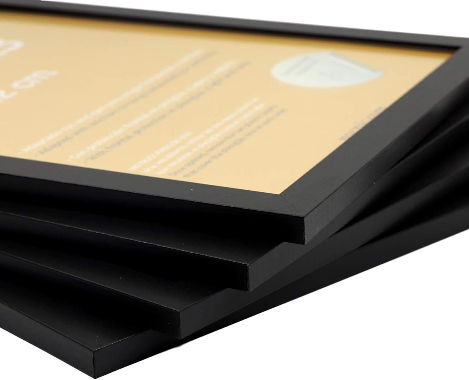 Nacnic Set of 4 Robust Classic photo frame to protect and display ...