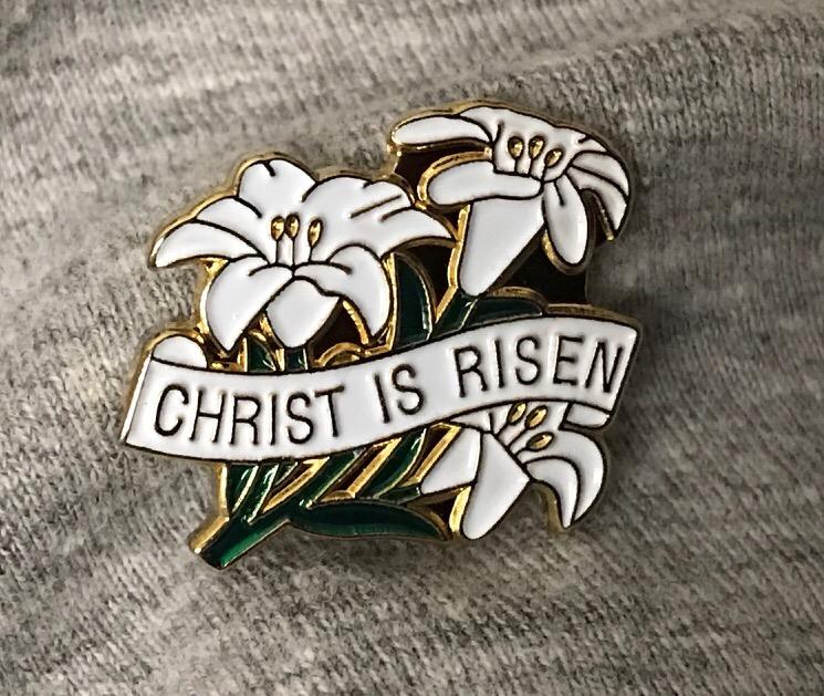 Amazon.com: Religious Lapel Pins Gold Tone and White Enamel Easter Lily ...