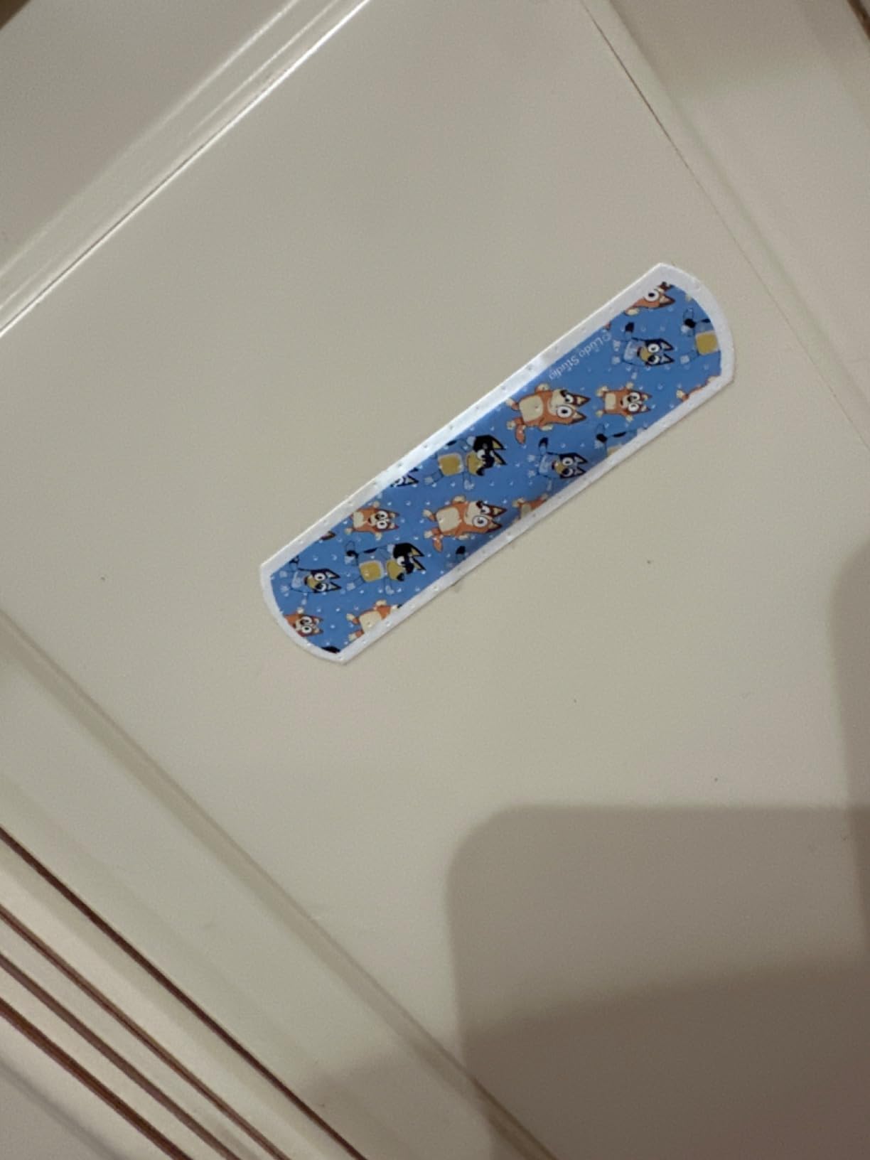 Amazon.com: Bluey Kids Bandages, 3 Assorted Sizes 100 CT | Wear Like ...