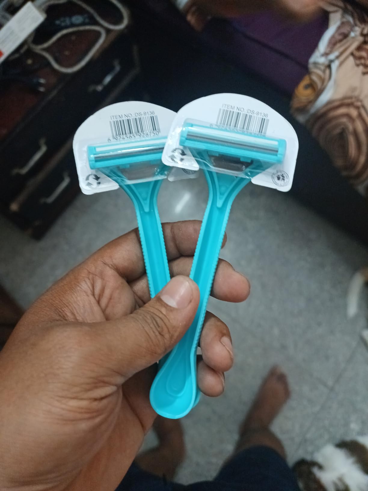 HIWAGA Disposable Razors Soft Disposable Razor Set Of 12 Pcs Multicolor ...