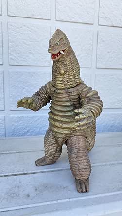 Amazon.co.jp: X-PLUS Red King Second Generation Man Kaiju Tsuburaya ...