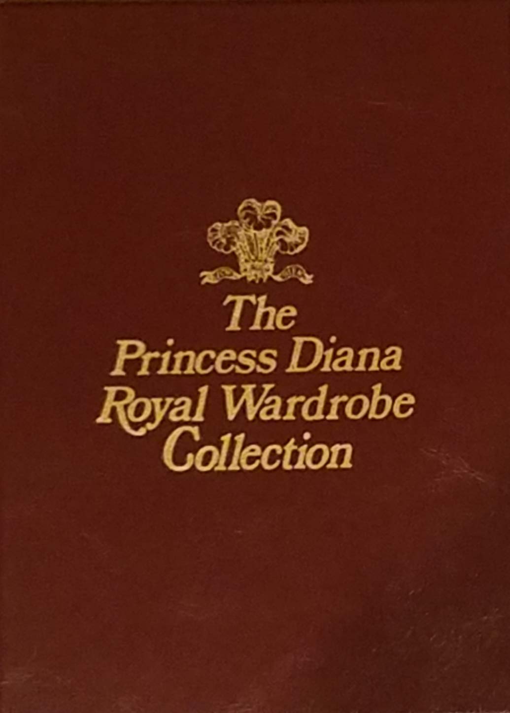 The Princess Diana Royal Wardrobe Collection: Staff: Amazon.com: Books