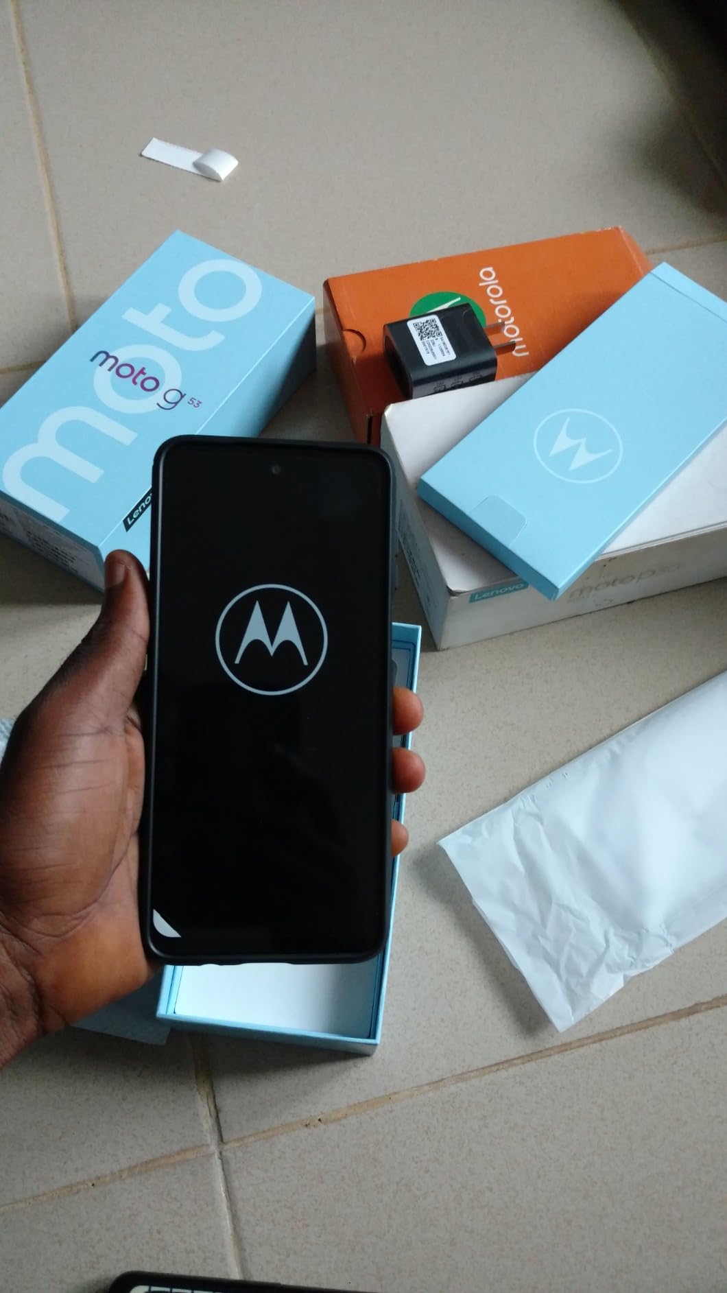 Amazon.com: Motorola Moto G53 (5G) Dual-SIM 128GB ROM + 4GB RAM (GSM ...