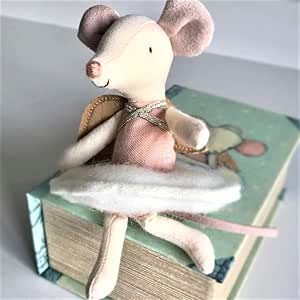 Amazon.co.jp: Maileg Angel Mouse in a Book : おもちゃ
