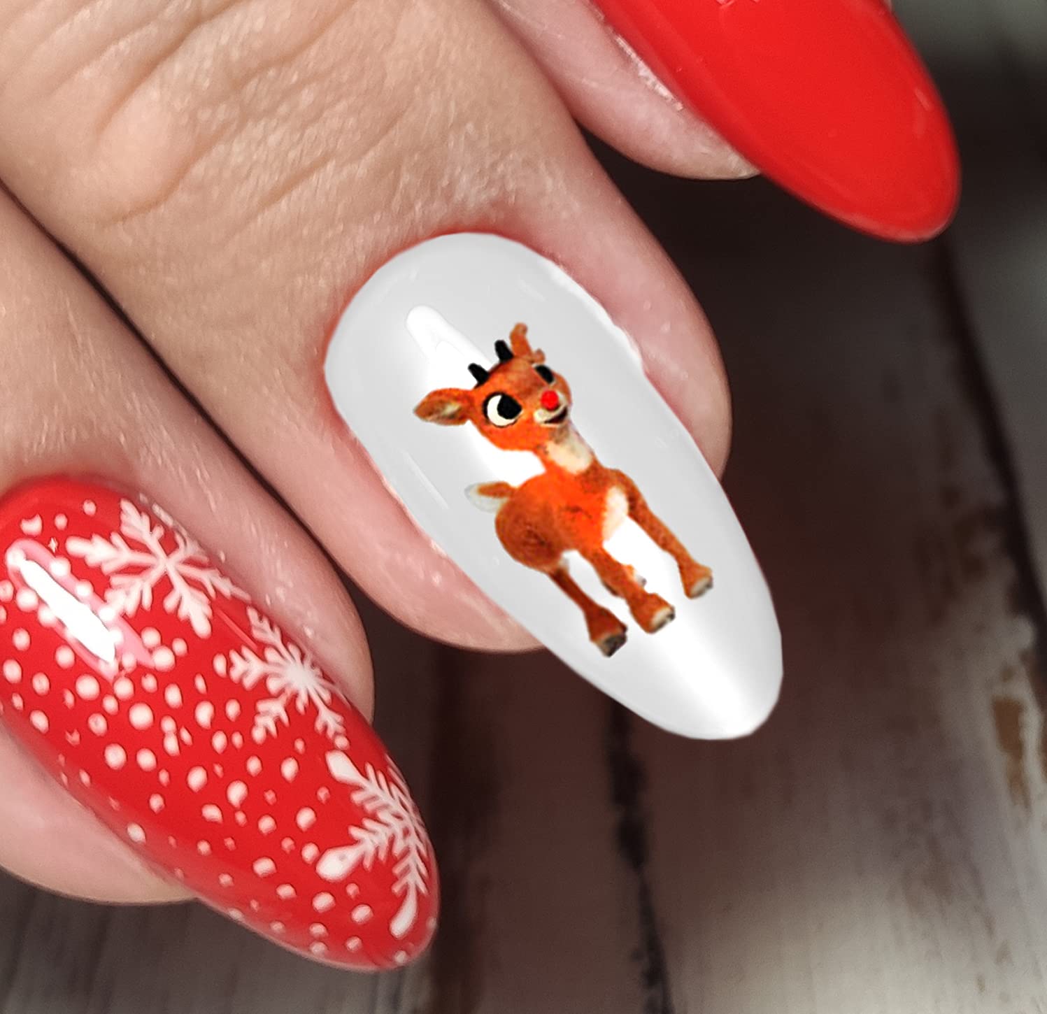 Rudolph The Red Nosed Reindeer Hoof Prints Coloring Rudolph The
