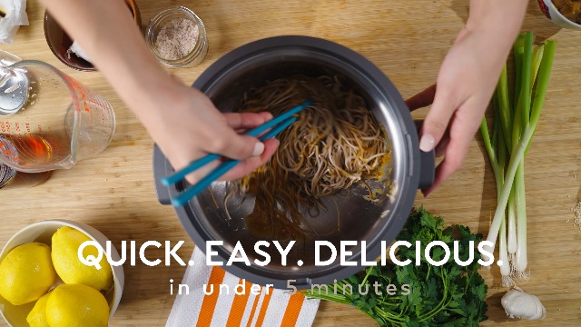 Watch ChefWave Chefe 13-in-1 Programmable 4 Qt. Multicooker on Amazon Live