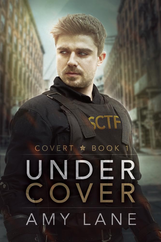 Amazon.com: Under Cover (Covert): 9781641085656: Lane, Amy: Books