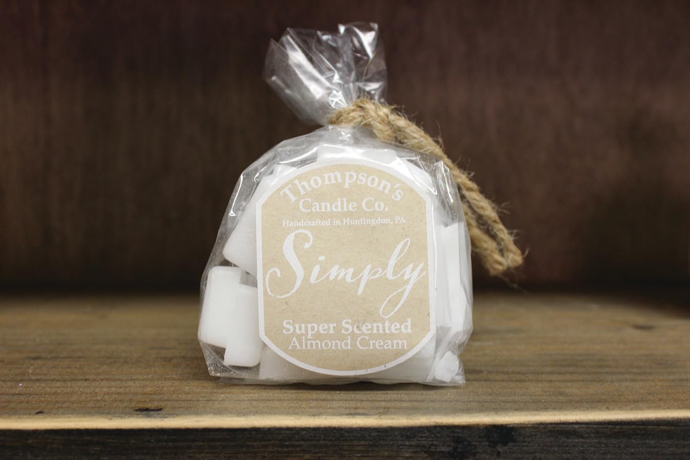 Amazon.com: Thompson's Candle Co. Simply Super Scented Almond Cream 4.5 ...