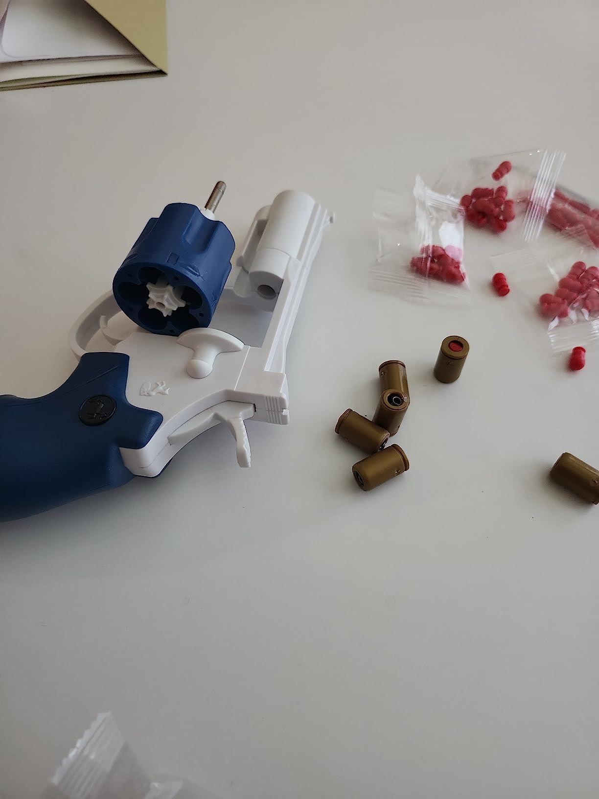 Amazon.com: Soft Bullet Toy Revolver, Soft Foam Bullet Blaster Toy ...