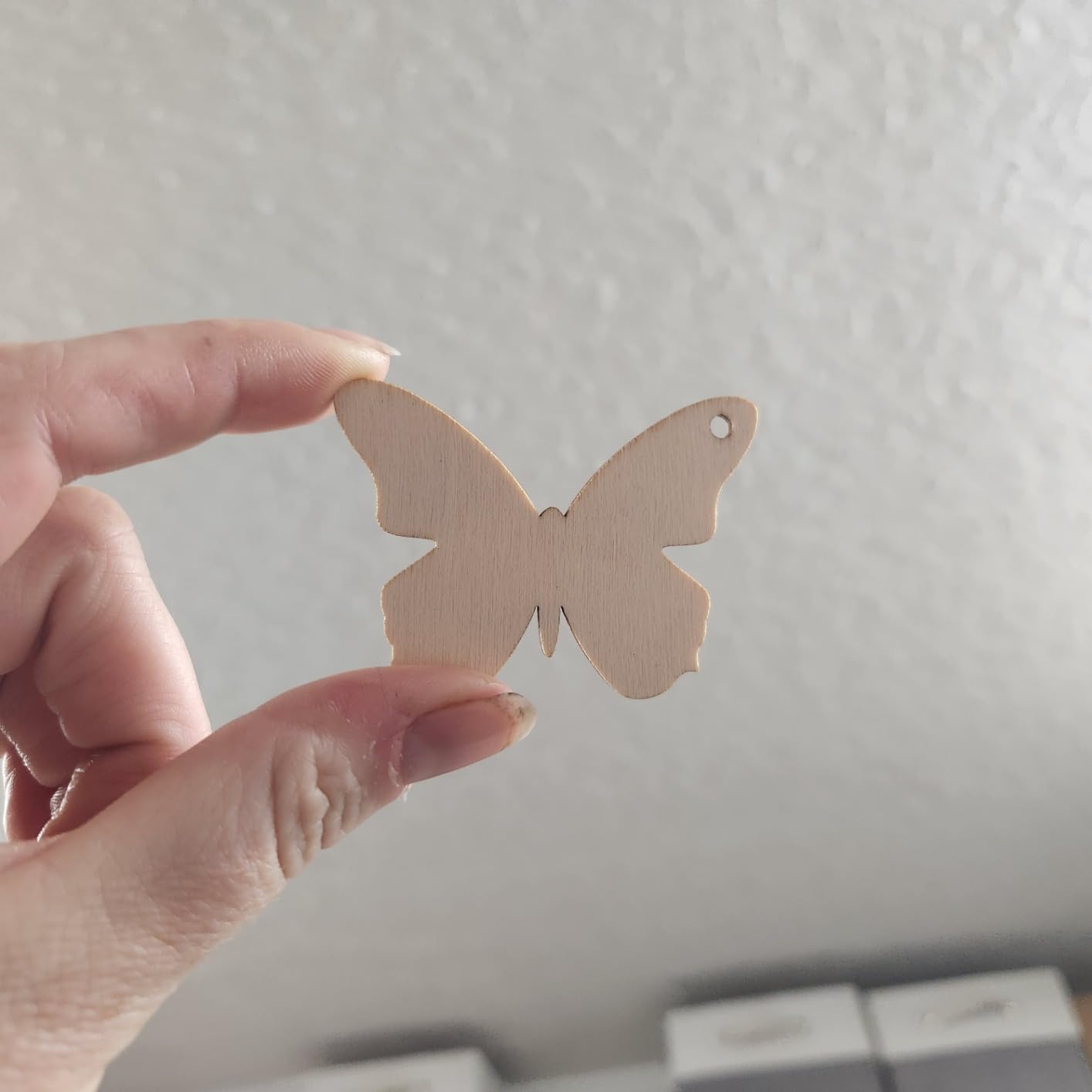 Amazon.com: Joyavo 100Pcs Butterfly Unfinished Wooden Ornaments Blank ...