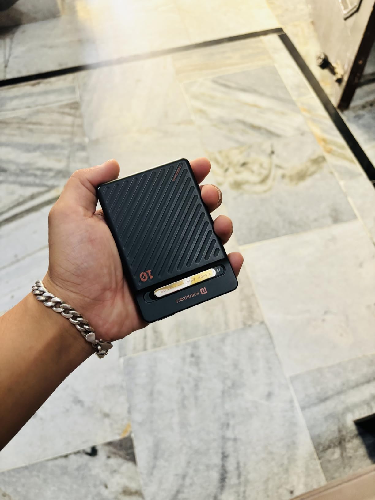 Portronics Chyro 10000mAh 15W Magnetic Wireless Fast Charging Powerbank ...