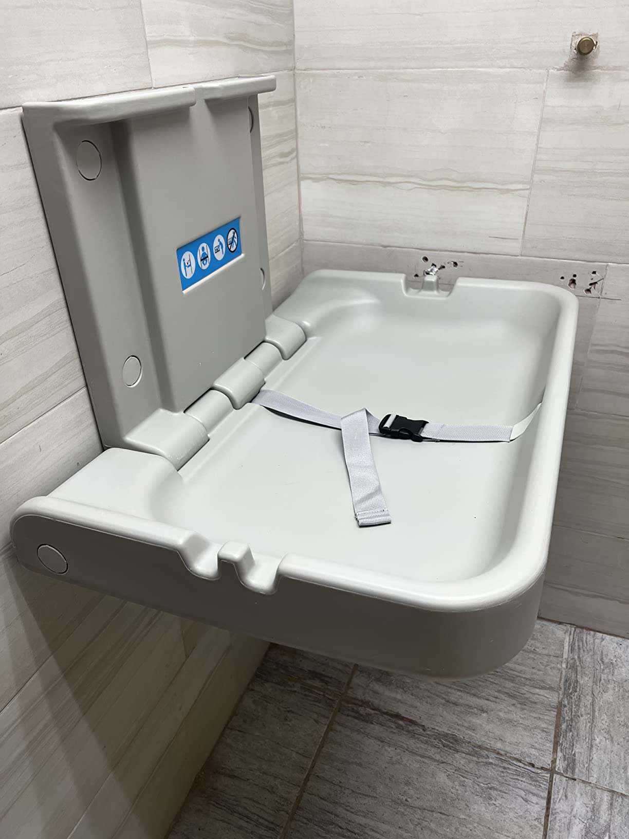 $25/mo - Finance KSITEX Baby Changing Station,Wall Mounted Diaper ...