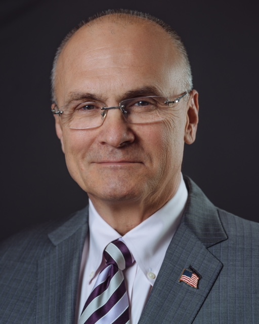 Amazon.com: Andrew Puzder: books, biography, latest update