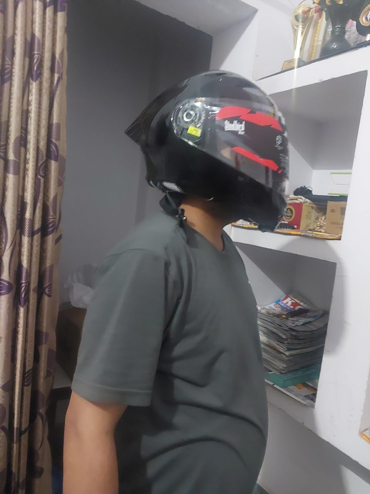 Steelbird SBA-20 7Wings ISI Certified Flip-Up Helmet with Black Spoiler for Men and Women ...