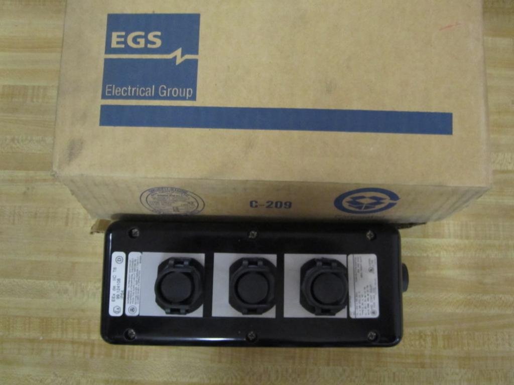 Appleton UCS375U3 Push Button Switch: Amazon.com: Industrial & Scientific