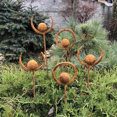 Amazon.com: Set of 5 Rusty Metal garden stakes, Rusty garden finials ...