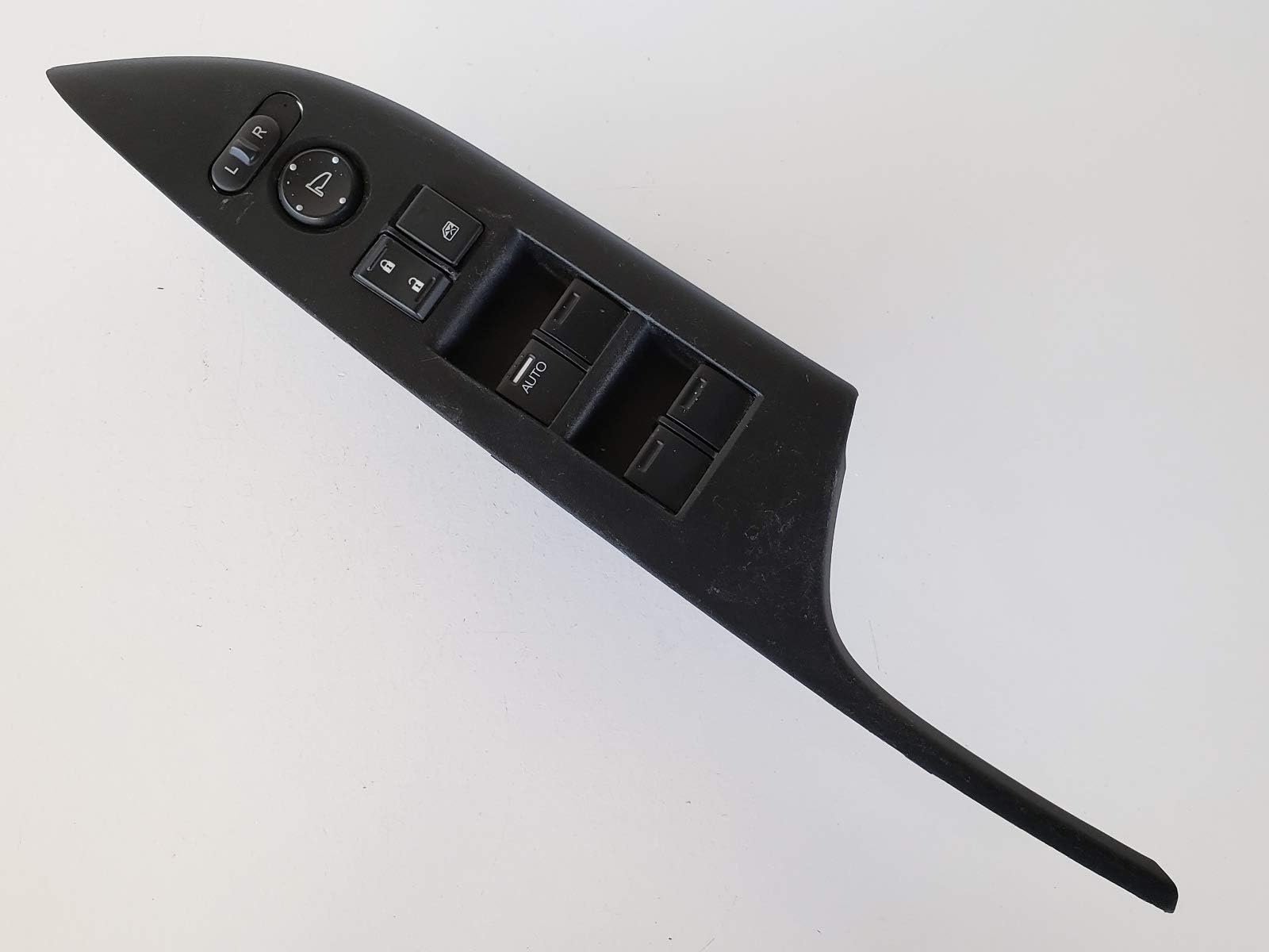 Amazon.com: Genuine Honda (35750-S9V-A02ZA) Power Window Master Switch ...