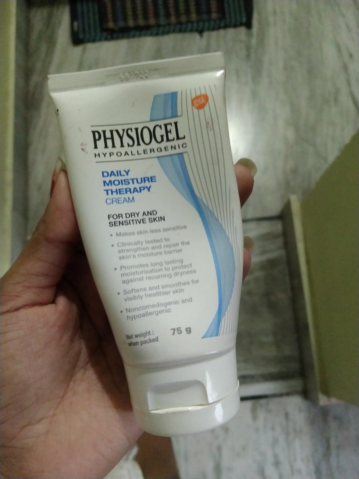 Physiogel Hypoallergenic Daily Moisture Therapy Cream For Normal, Dry ...