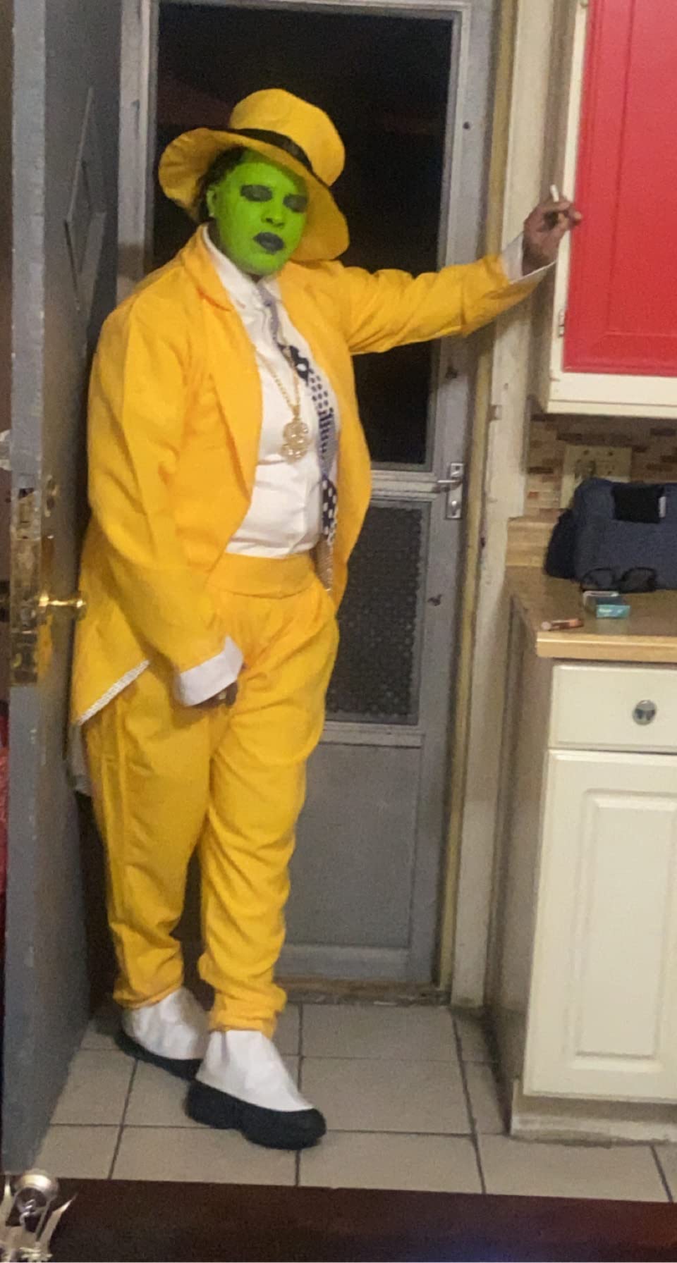 Amazon.com: Manic Superhero/The Mask Adult Costume : Clothing, Shoes ...