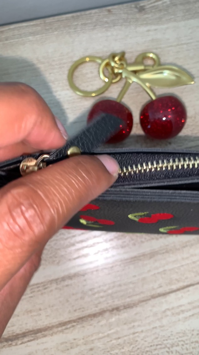 Watch Black & Cherry Wallet on Amazon Live