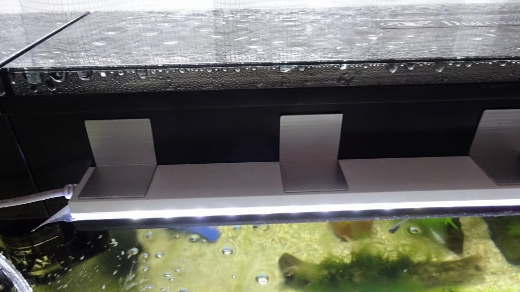 Amazon.co.jp: ジェックス GEX クリアLED フラッティ 4052 WH スリム高輝度LED 40～52cm水槽 厚さ9mm 奥行27mm ホワイト 40~52cm水槽用 ...