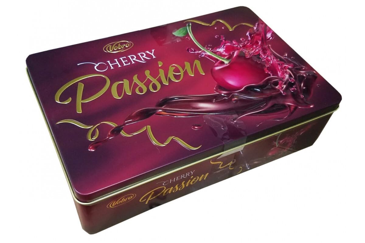 Vobro Logo Vobro Hazelnut Passion Pralines Christmas Tree Gift Box
