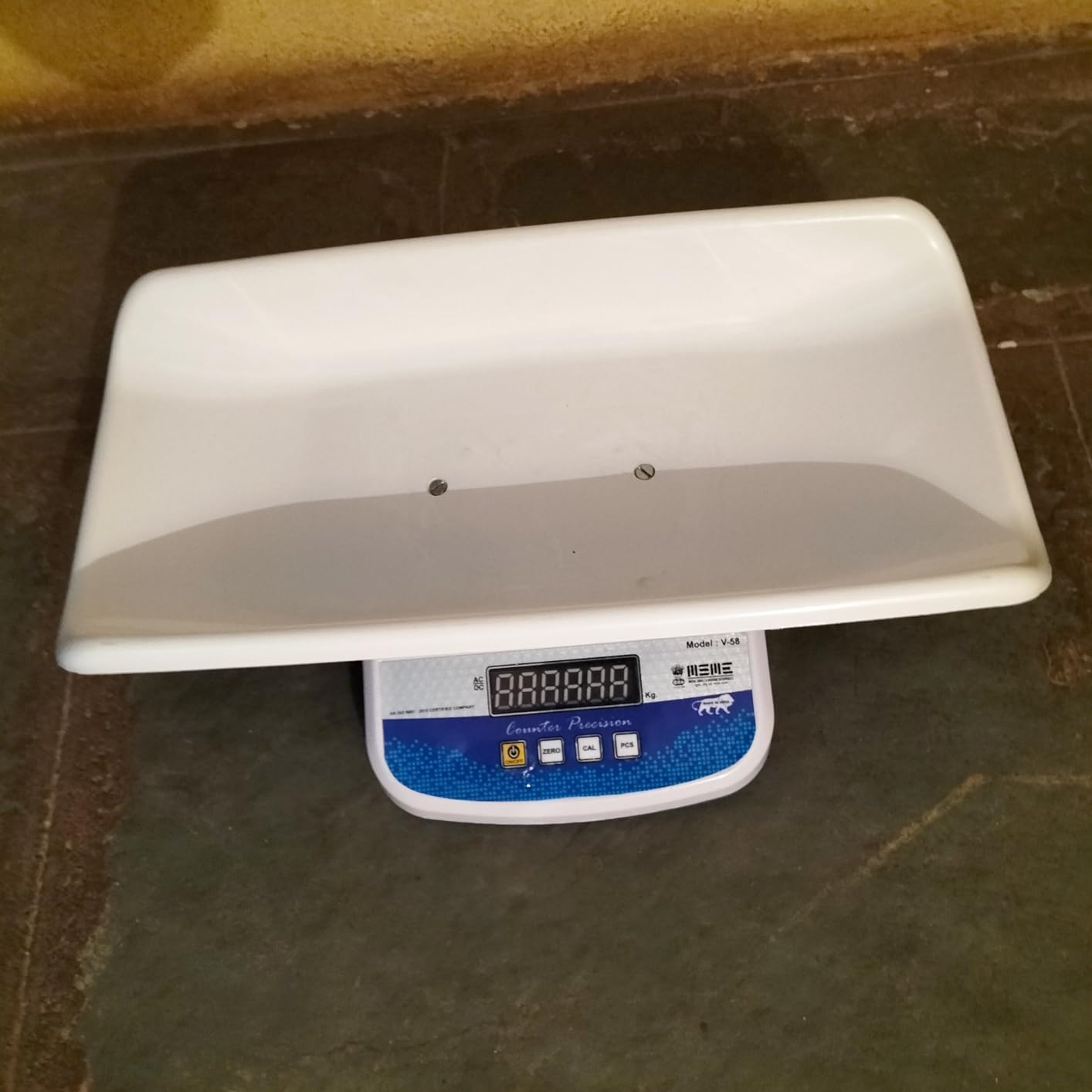 Dr. Care Digital Baby Weighing Scale, Infant, & Toddler Tray weight ...