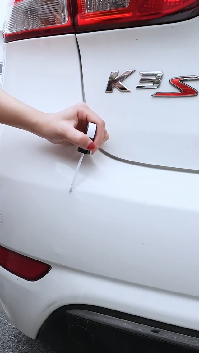 Watch cra scratch remover pen on Amazon Live