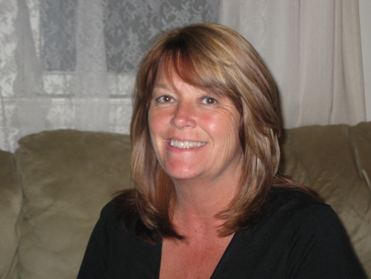 Amazon.com: Angela Chapman: books, biography, latest update