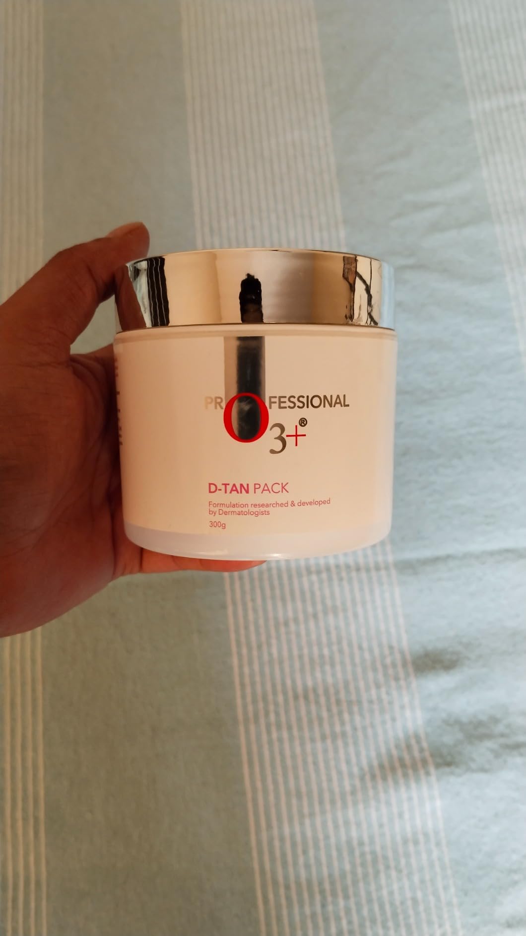 O3+ D-TAN Pack for Instant Tan Removal & Sun Damage Protection Infused ...