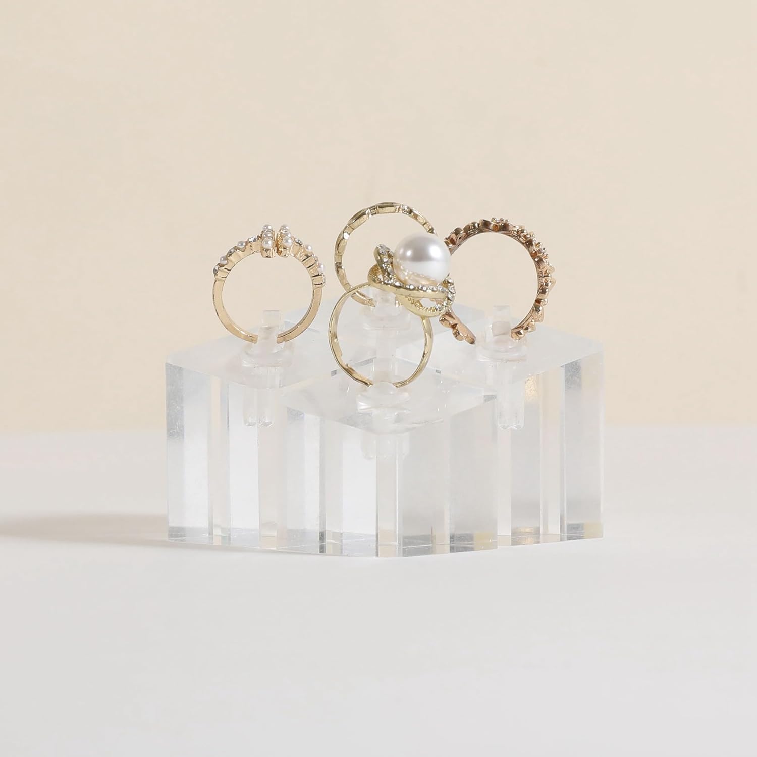 Amazon.com: GemeShou 4pcs Acrylic Jewelry ring display stand for ...