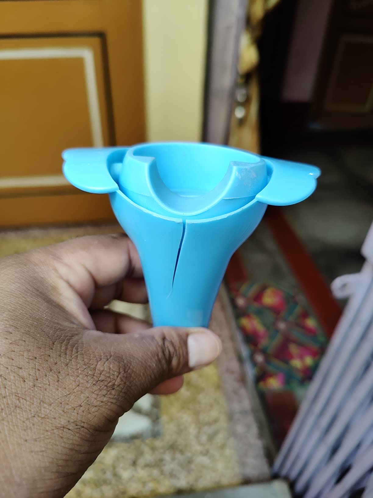 Arura Elephant Water Tap Plastic and Silicone Elephant Water Tap Holder ...