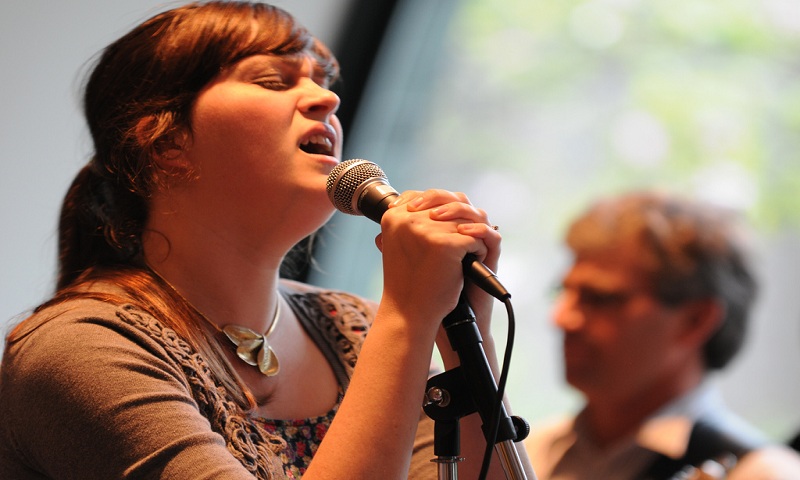 How To Become A Better Singer: Complete Lessons On How To Sing - App on ...