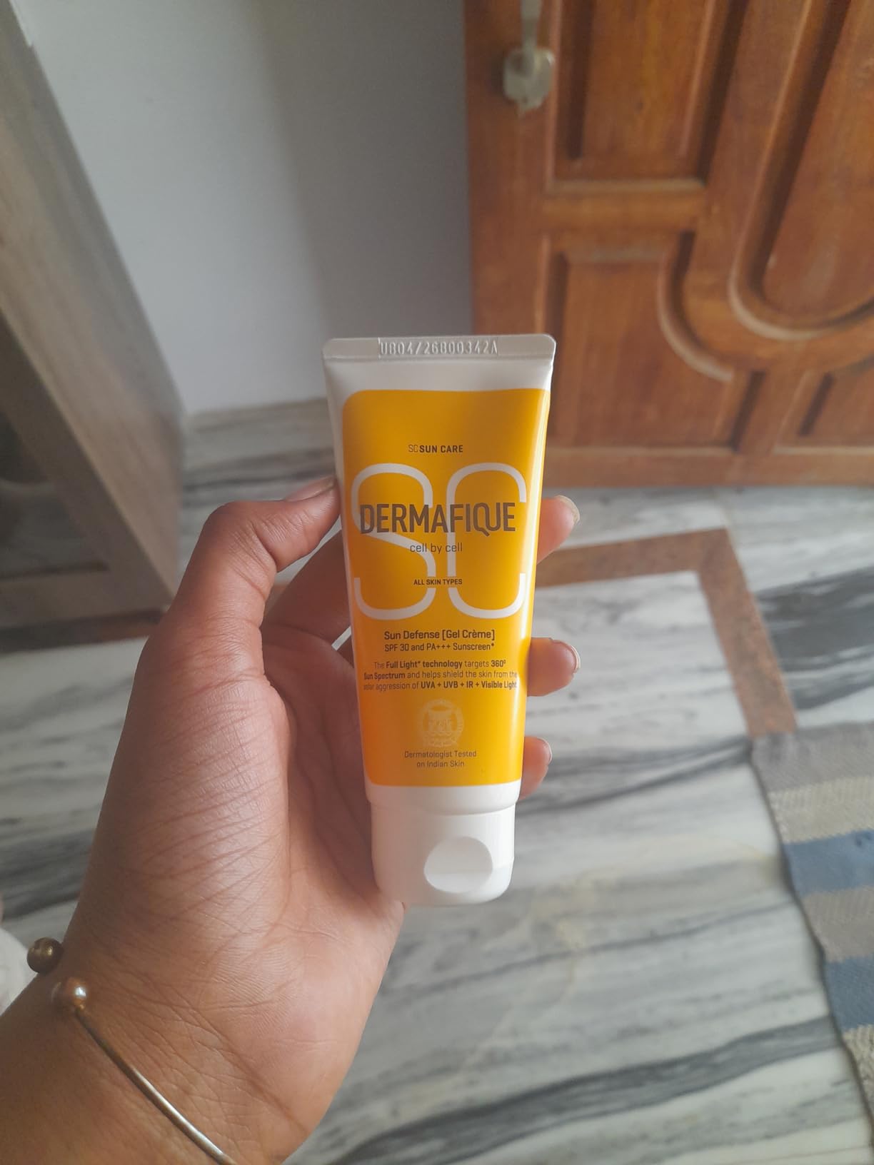 Dermafique Sun Defense Gel Crème, SPF 30, PA +++ Sunscreen 50g, for All ...