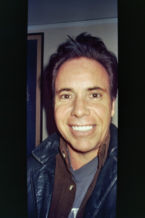 Amazon.com: Mark Groubert: books, biography, latest update