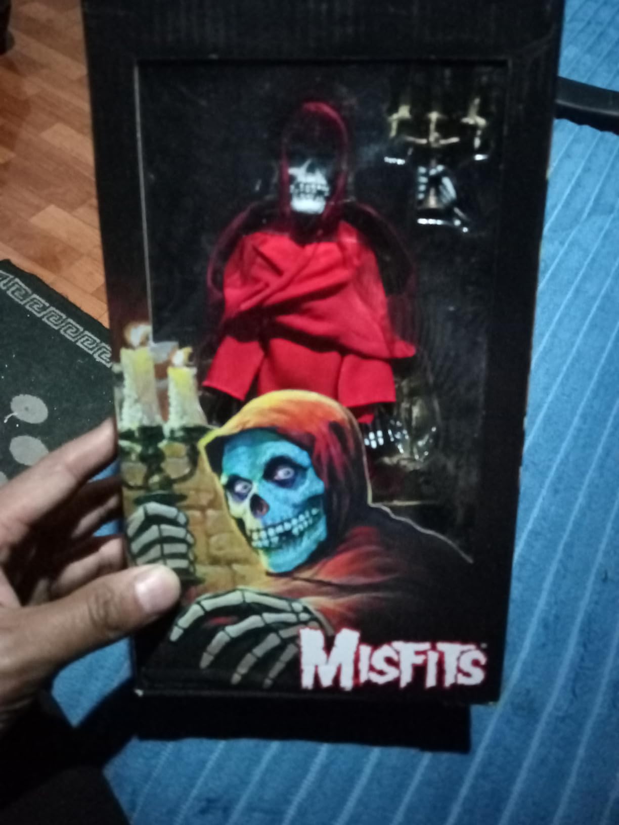 Amazon.com: NECA Misfits-Clothed 8" Figure-The Fiend Red Robe : Toys ...