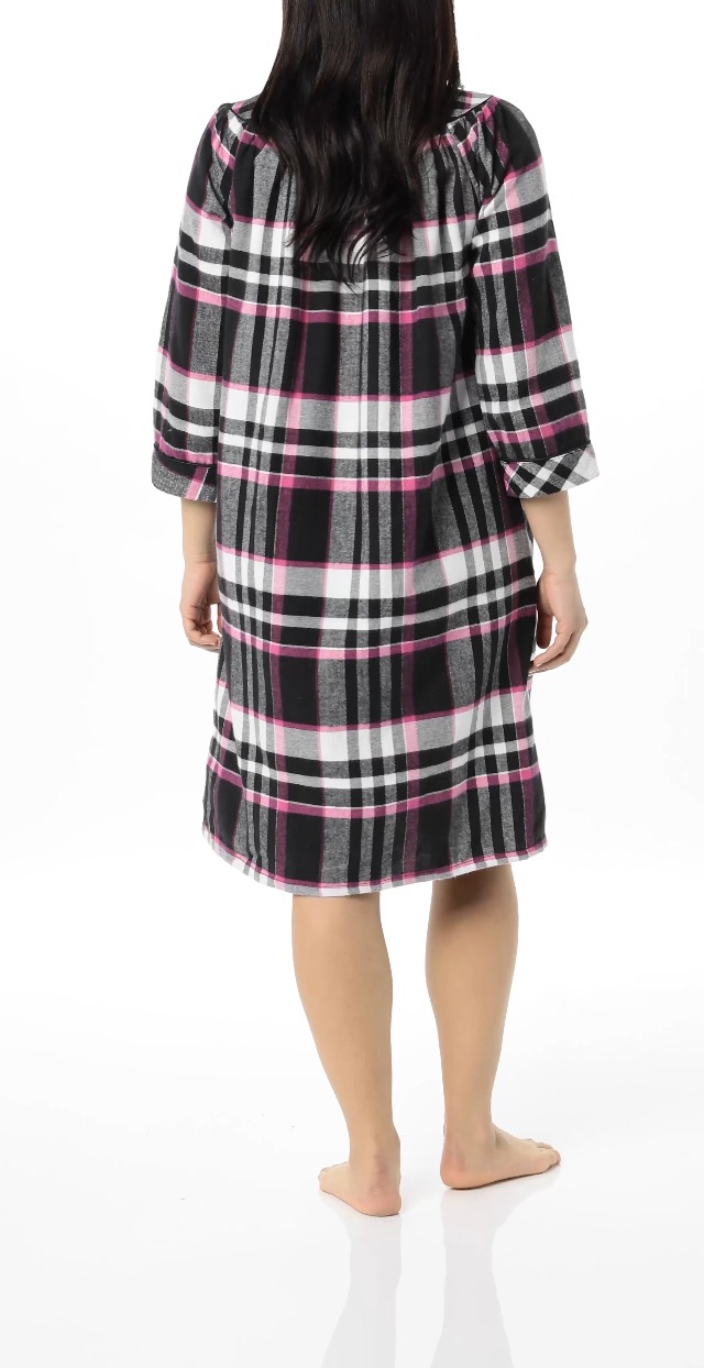 Watch AmeriMark Flannel Snap Front Duster House Coat on Amazon Live