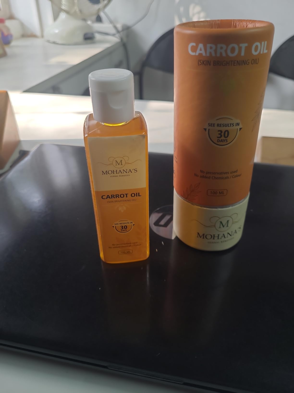 Buy MOHANA'S Skin Brightening Carrot Oil (100ML) | Face Oil for Glowing ...