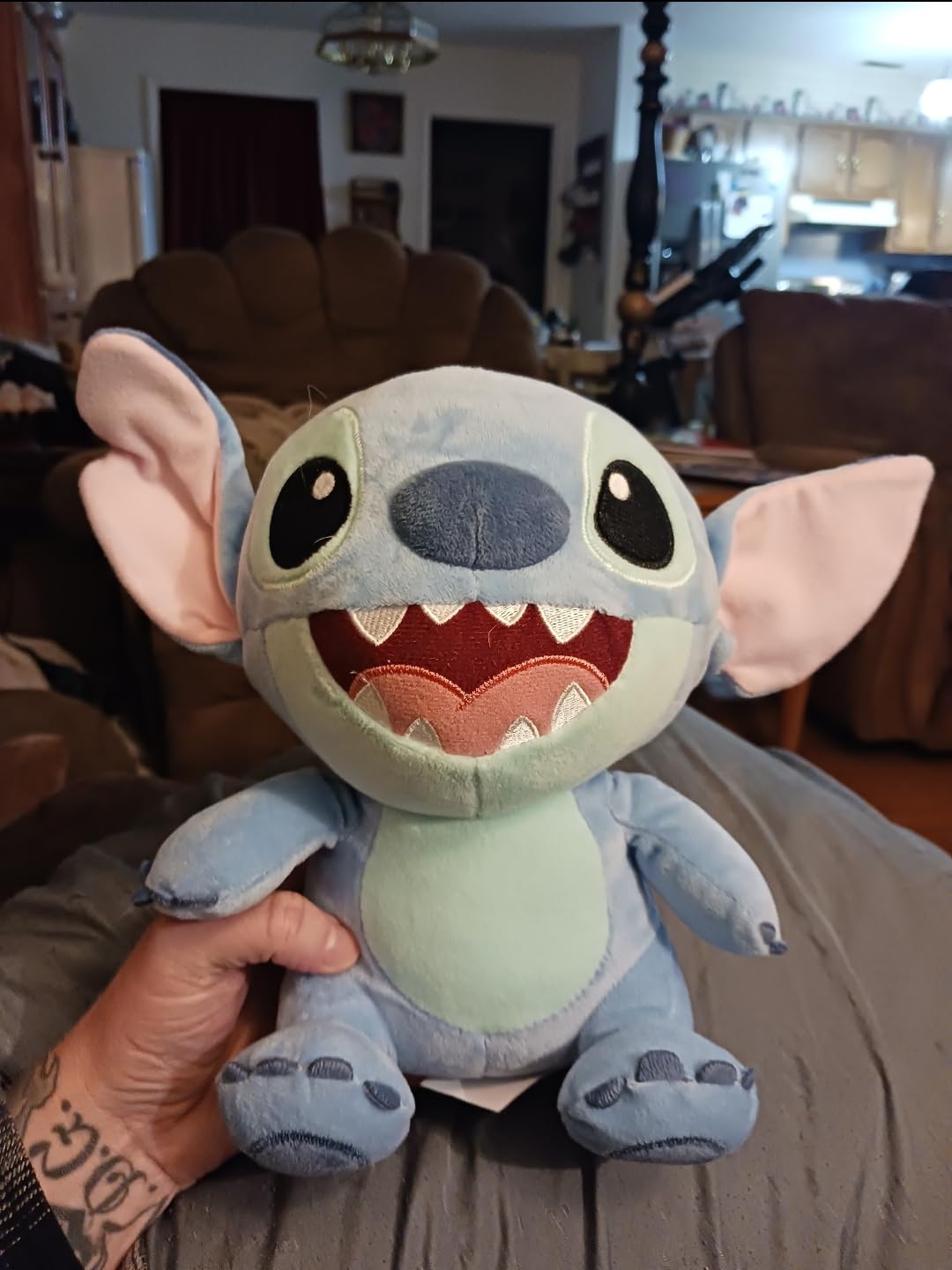 Amazon.com: MINISO 10 Inch Disney Minnie Mouse Plush Stuffed Animal Toy ...