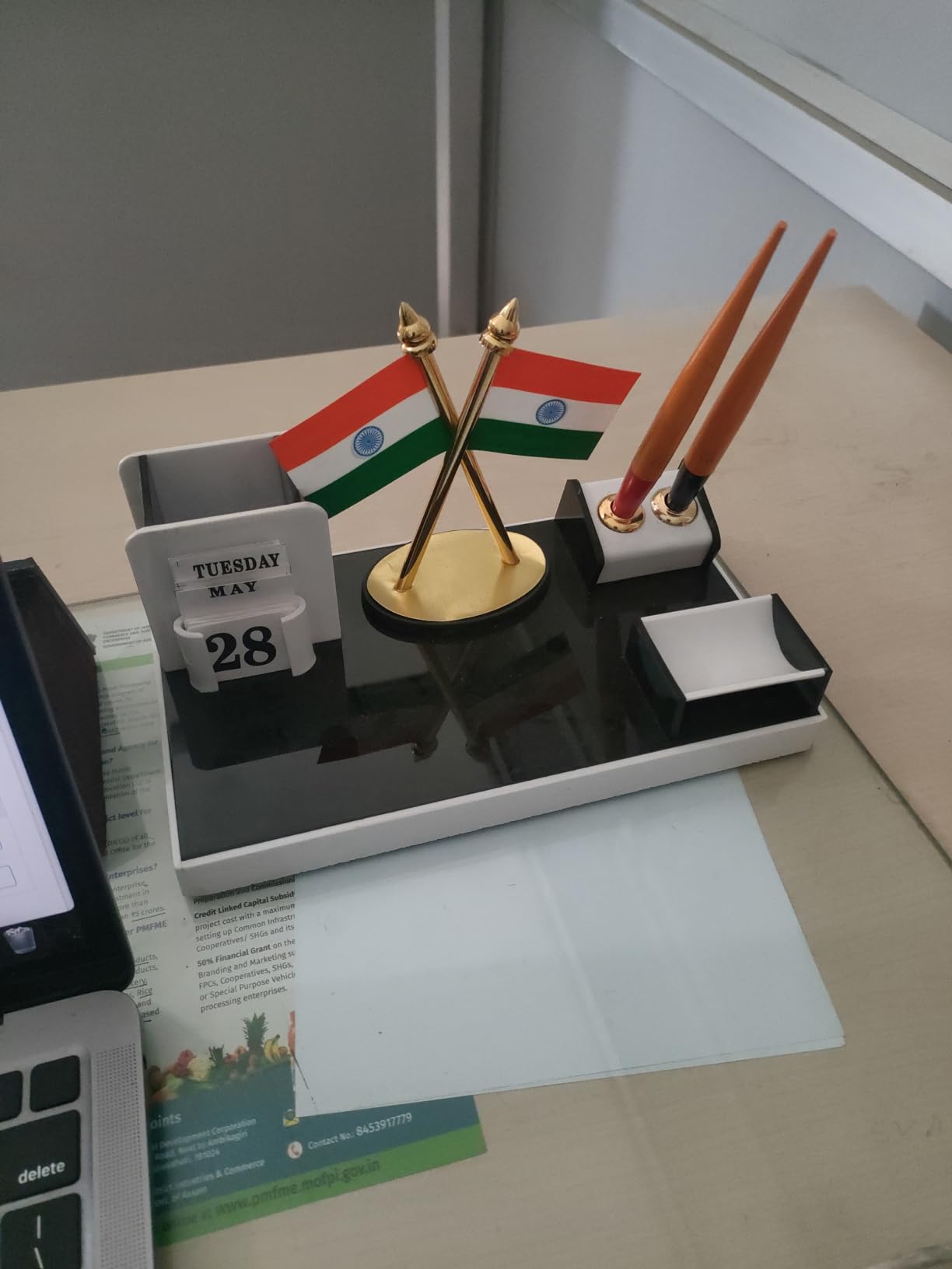 Acrylic Pen stand For Office Table Stylish Multipurpose Desk Organizer ...