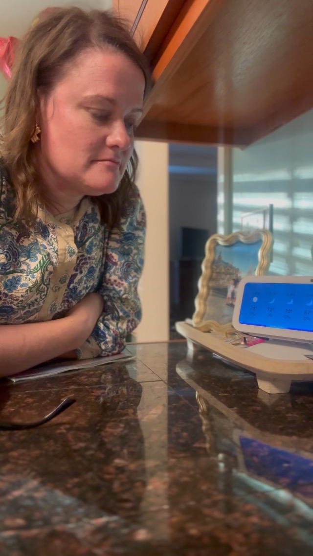 Watch Alexa Me ＝ BFFE on Amazon Live
