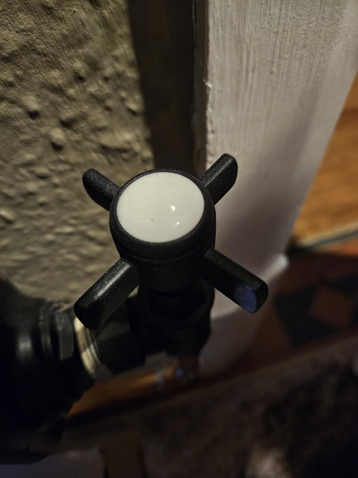Hot Flow | Bayou Cross-Head Traditional Manual Radiator Valves (Pair ...