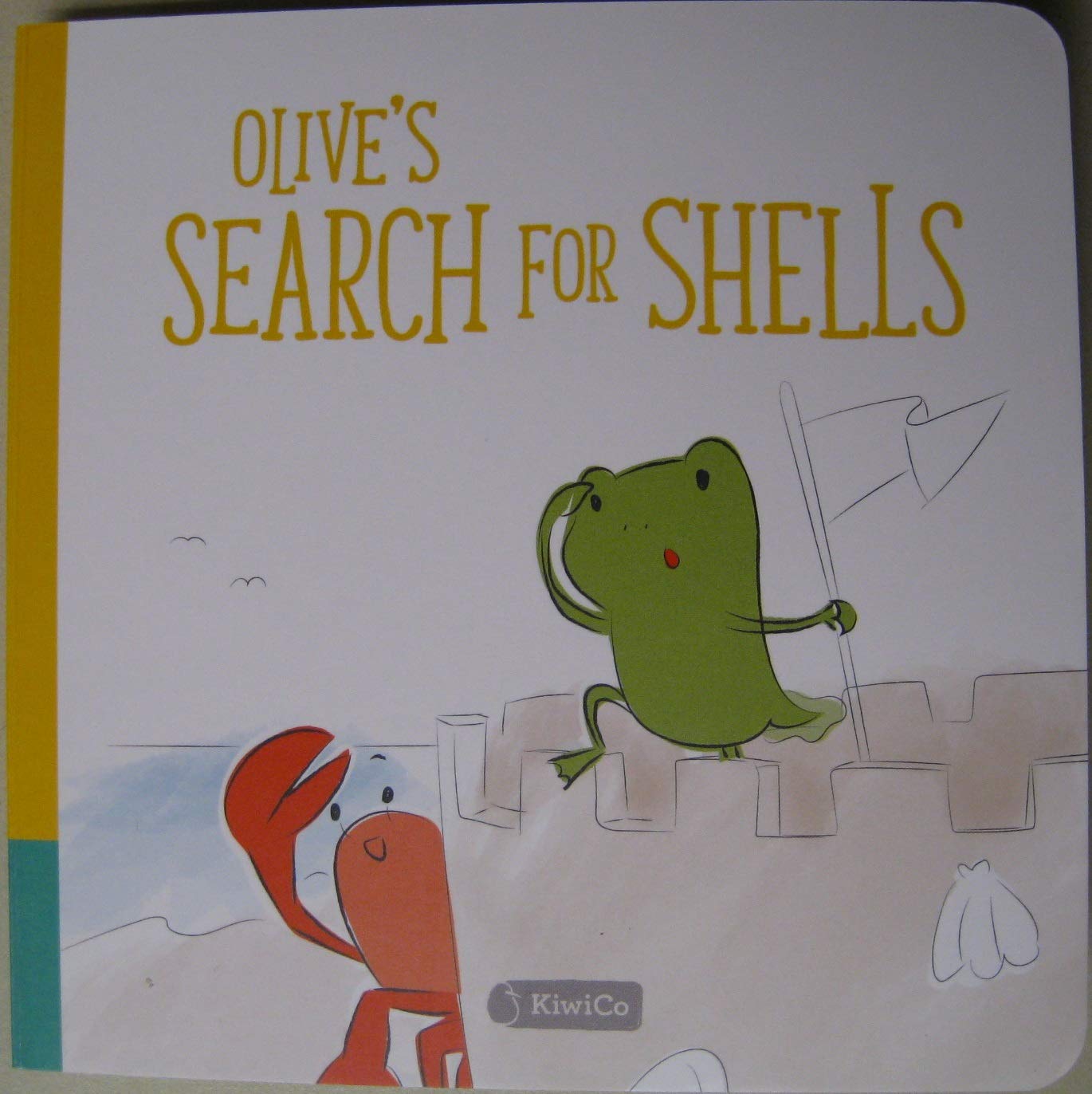 Olive's Search for Shells: KiwiCo: Amazon.com: Books