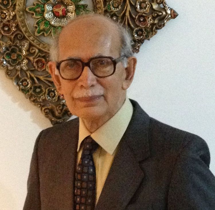 Amazon.es: Gopal K. Gureja: books, biography, latest update