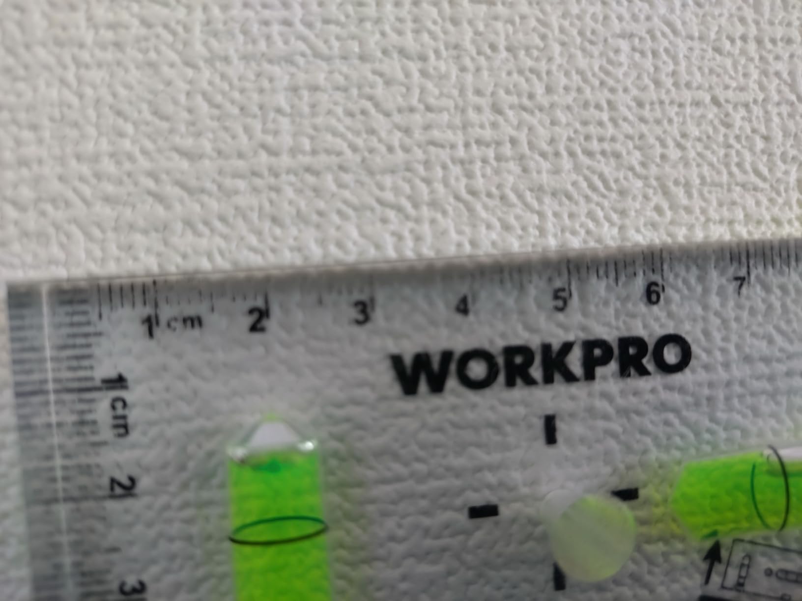 Amazon.co.jp: WORKPRO ミニレベル ミニ水平器 スイッチボックスケガキレベル クリスタルレベル 水準器 アクリルチューブ バブルレベル 6面測定 マグネット付 水平気泡管 ...