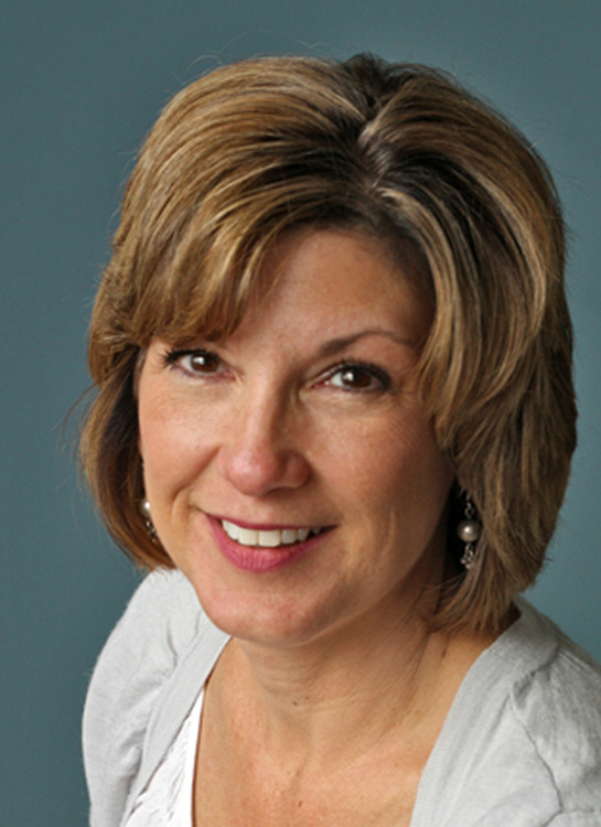 Amazon.com: The Family Romanov: Murder, Rebellion, and the Fall of ...