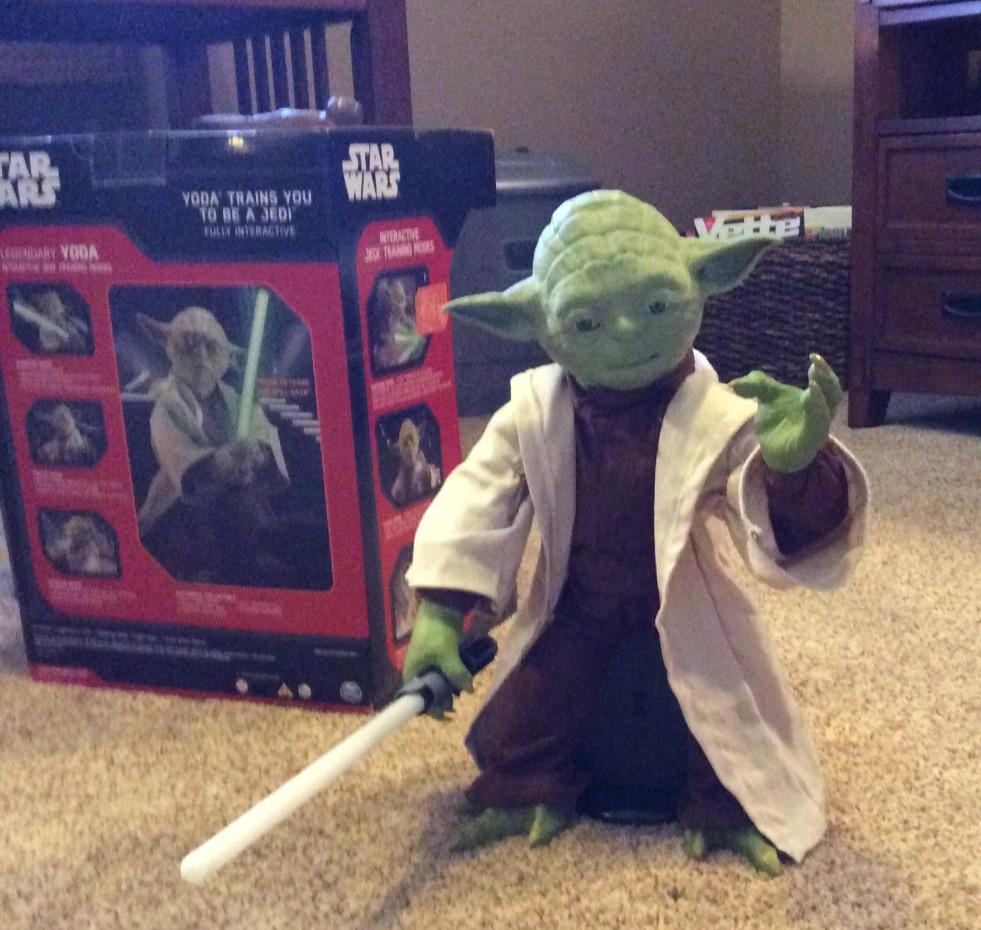 Amazon.com: Star Wars Jedi Master Yoda Toy : Toys & Games